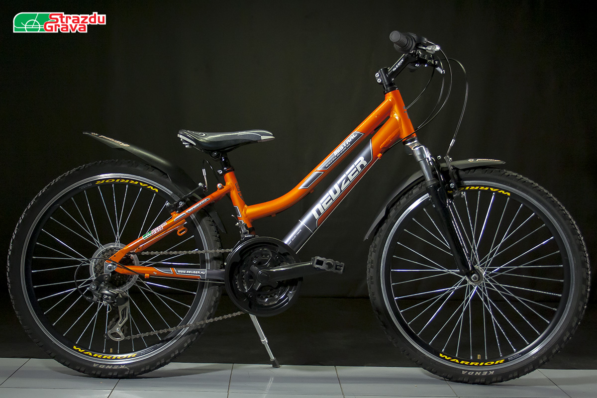 Neuzer Mistral – Strazdu Grava